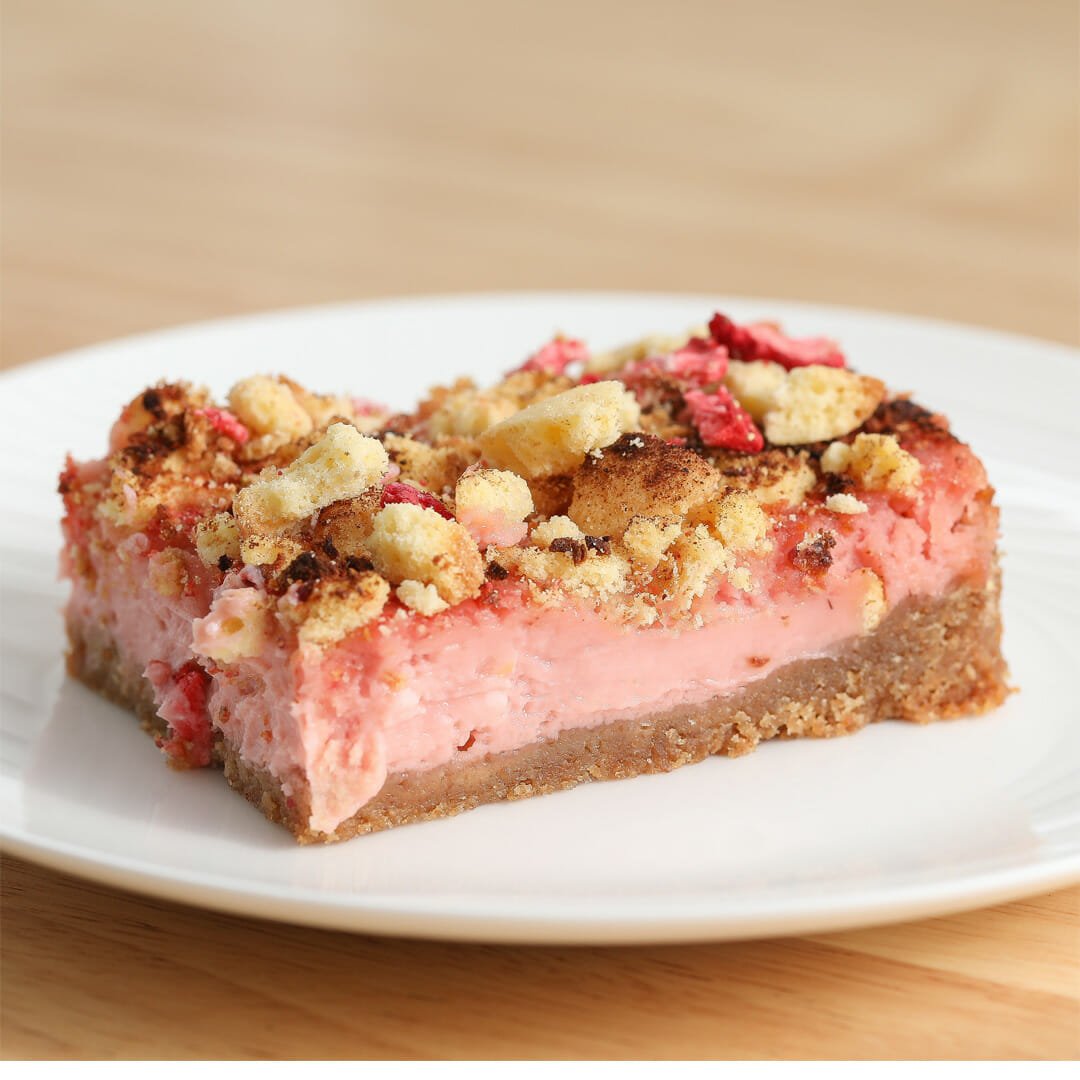 Easy Strawberry Shortcake Cheesecake - The Salty Cooker – Flavorful ...