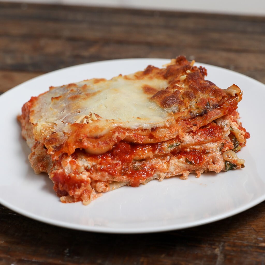 Authentic Homemade Marinara Sauce Recipe - The Salty Cooker