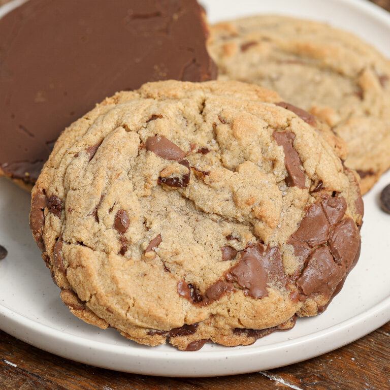 Browned Butter Peanut Butter Chocolate Chip Cookies- Chocolate Dipped ...