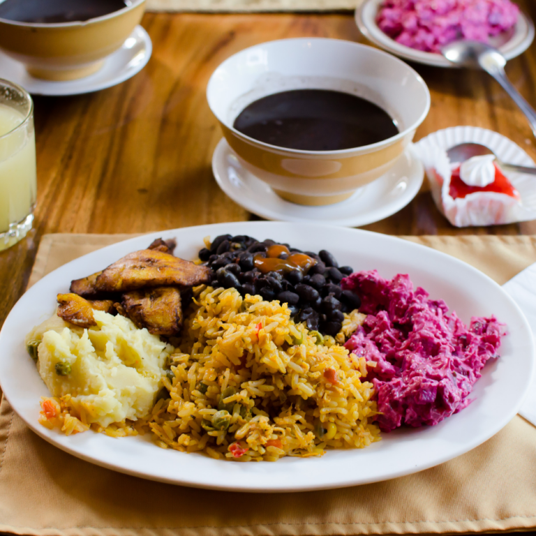 Your Ultimate Guide to Costa Rican Cuisine - The Salty Cooker ...