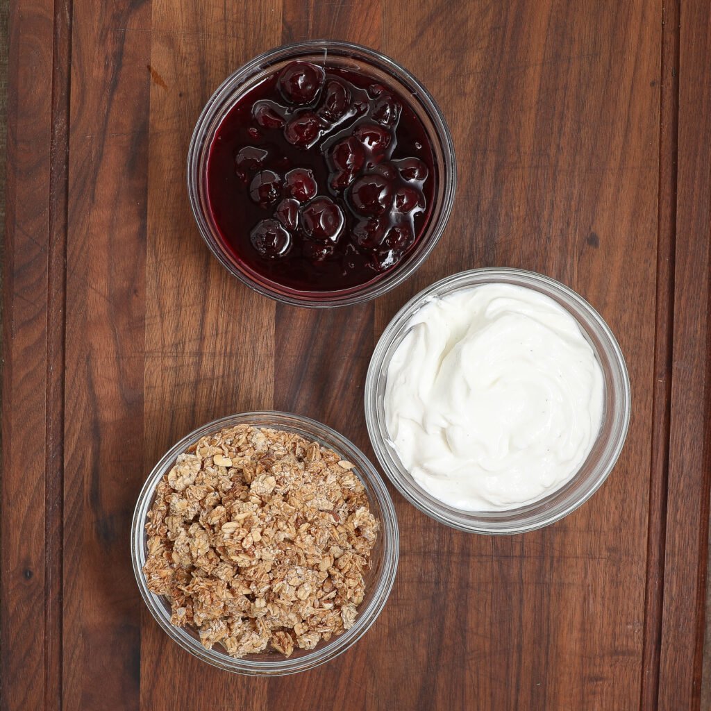 Blueberry Parfaits - The Salty Cooker – Flavorful, Simple Recipes for ...